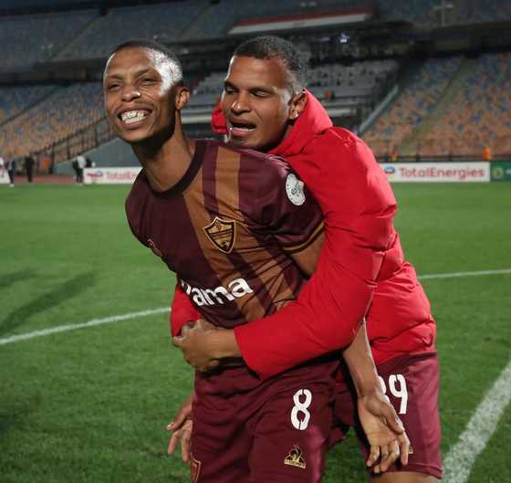 Orlando Pirates Close in on Sihle Nduli as Midfield Reinforcement ...