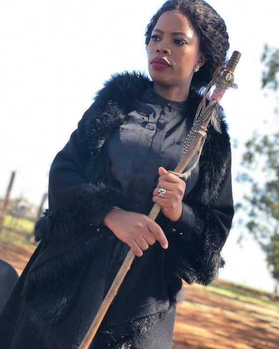 Winnie Ntshaba biography: age, child, husband, education, Isithembiso ...