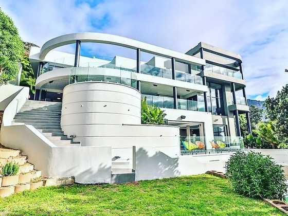 Top 12 beautiful houses in South Africa: pictures, location, prices ...