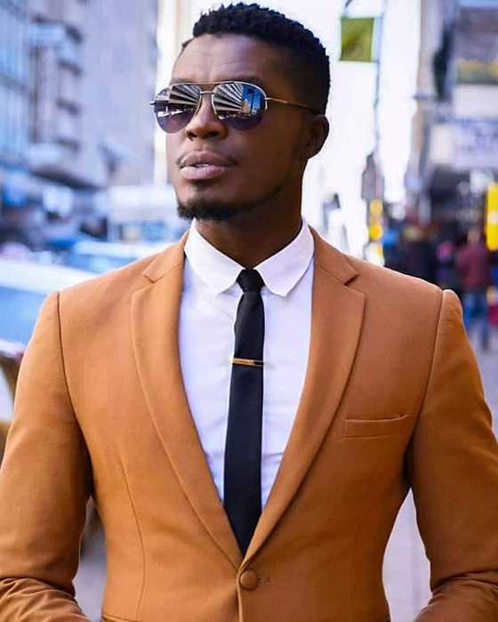 Aaron Moloisi bio: age, wife, parents, family, car, profile - Briefly.co.za