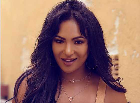 Tarryn Lamb biography: age, fiance, husband, parents, wedding, songs ...