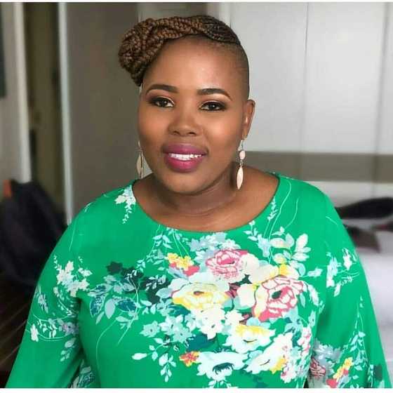 Lebo Sekgobela age, children, husband, songs, albums, record labels and ...