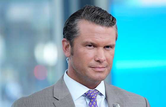 Who is Pete Hegseth's ex-wife Meredith Schwarz? All about her - Briefly ...