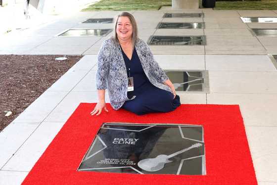 What happened to Julie Dick? All about Patsy Cline's children after her ...