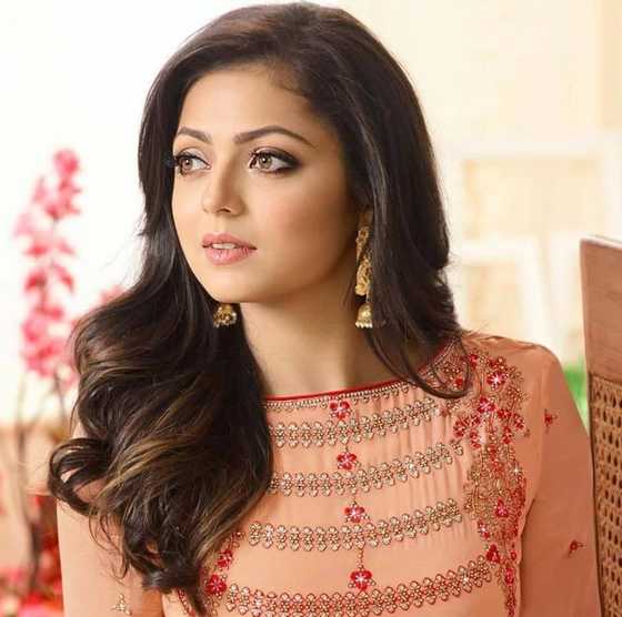 Geet starlife series: full story, plot summary, cast (with images ...