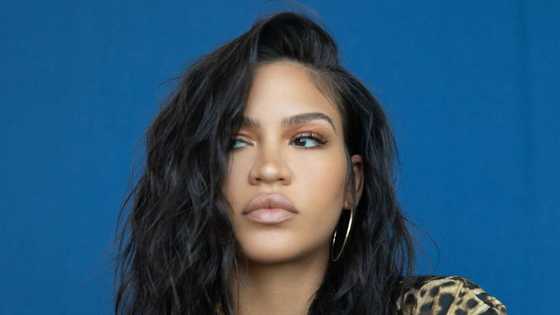 Msaki age, children, husband, genre, songs, albums, nominations, record ...