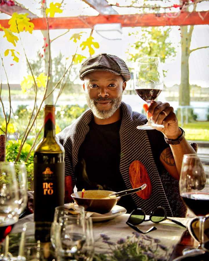 Thapelo Mokoena biography: age, wife, father, series, movies and ...