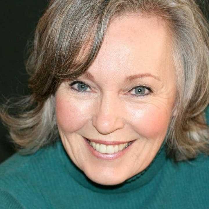 Krista Neumann bio: age, family, divorce, photos, career, net worth ...