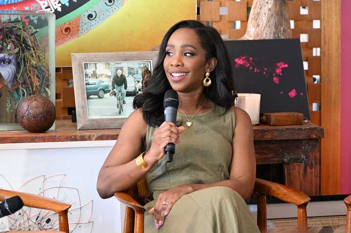 Abby Phillip's net worth: how much does the CNN anchor make? - Briefly ...