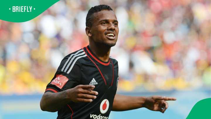 Former Orlando Pirates Star Kermit Erasmus’ New Club Sparks Debate ...