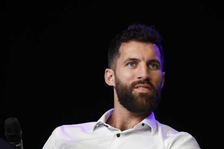 Vanessa Kirby's husband: Is she married? 10 facts about her love life ...