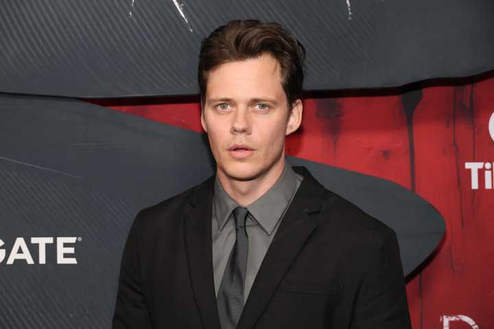Was Bill Skarsgård in Eternals? How he became the voice of Deviant Kro ...