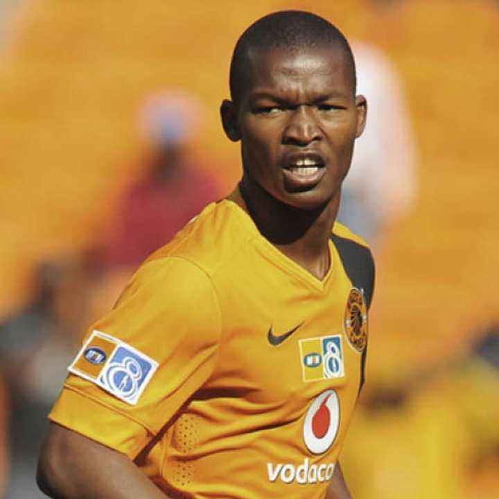 Mandla Masango bio, family, current team, salary, car, house, profile ...