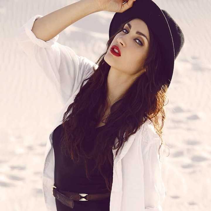 Tanit Phoenix bio: age, children, spouse, parents, TV shows and movies ...