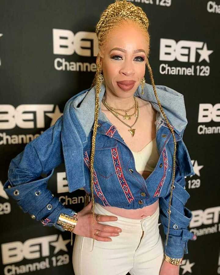 Refilwe Modiselle biography: age, boyfriend, sisters, parents ...