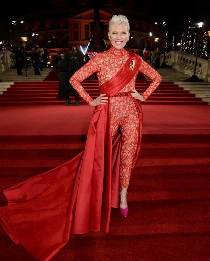 Maye Musk’s net worth, age, children, husband, height, diet, book ...