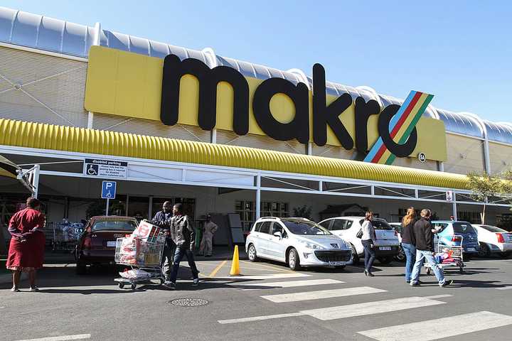 Woman Unpacks Makro Stokvel Groceries for Over R4000 per Person in ...