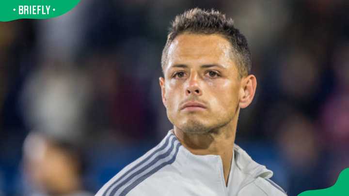 Where is Chicharito? Age, team, and stats of Mexico's top goal scorer ...