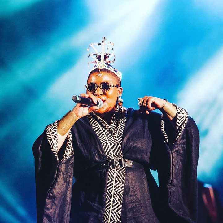 Thandiswa Mazwai biography: age, daughter, daddy, siblings, songs ...