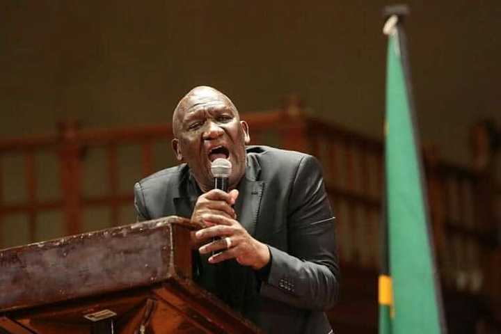 Bheki Cele biography: age, child, wife, house, party, cell number and ...