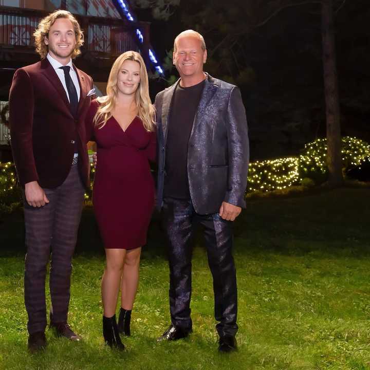 Sherry Holmes' bio: husband, kids, age, Instagram, net worth - Briefly ...