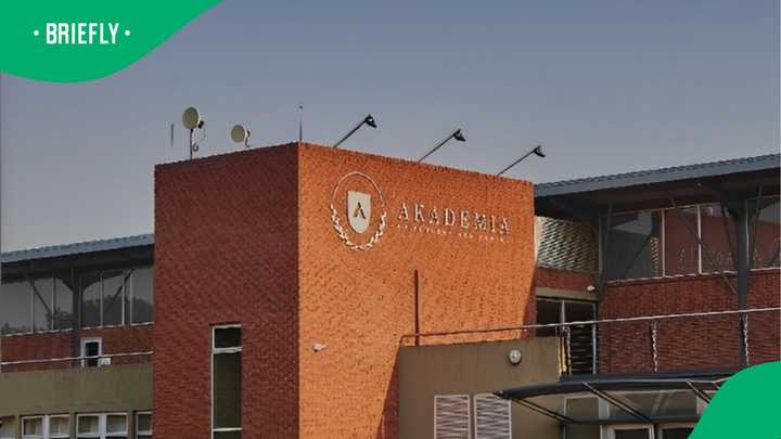 Afrikaans-Only University’s Success Earns Praise Online, SA Calls for ...