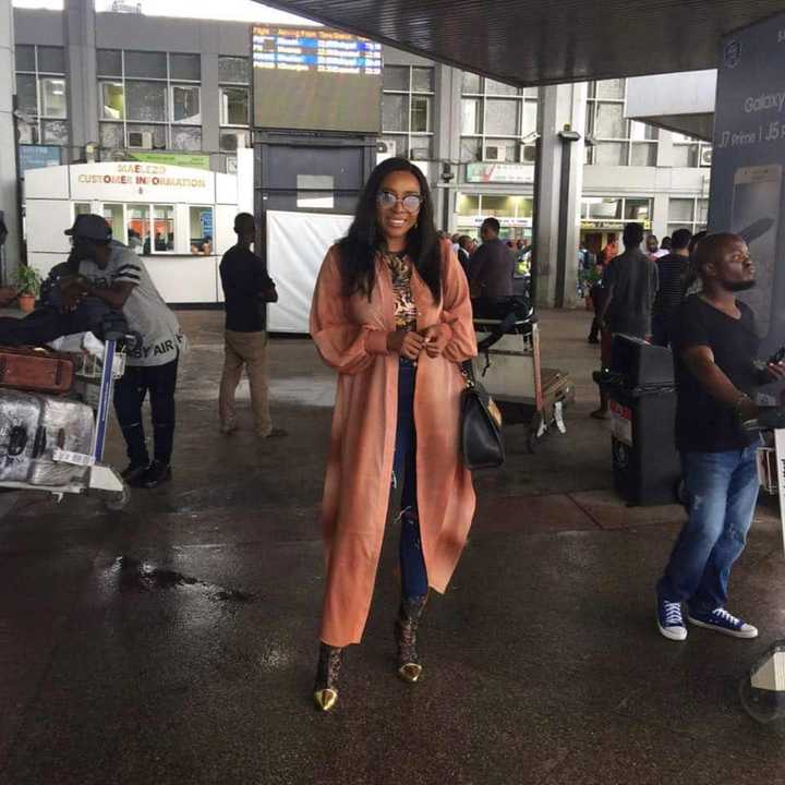 Uyanda Mbuli Biography, Age, Husband, Wedding, Net Worth, Family and ...