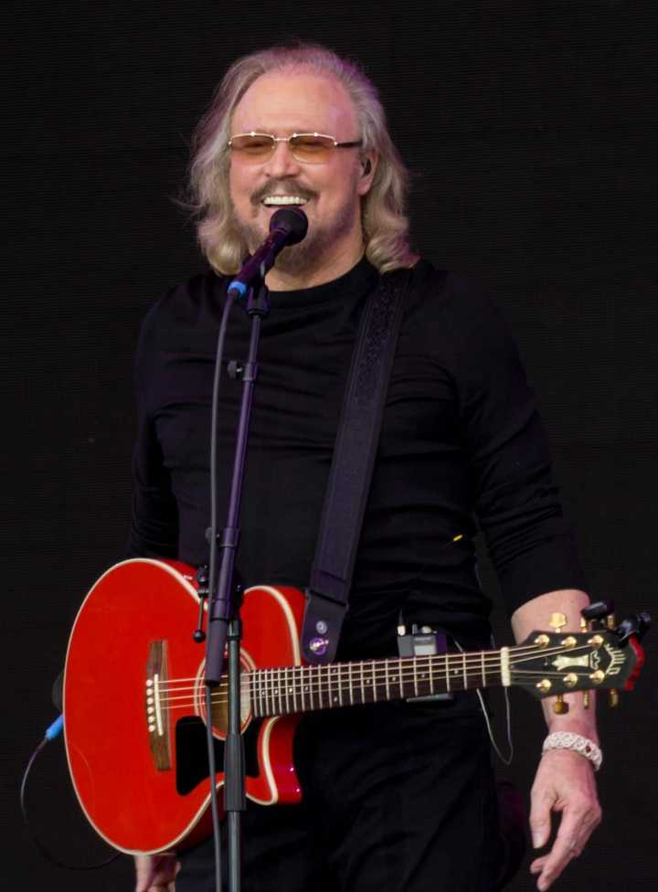 Little known facts about Maureen Bates and Barry Gibb's relationship ...