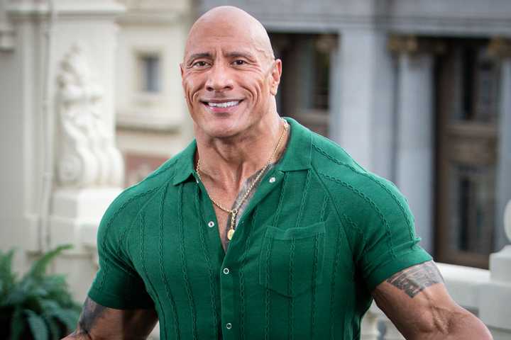 Who is Dwayne Johnson's twin brother? Meet The Rock's siblings ...