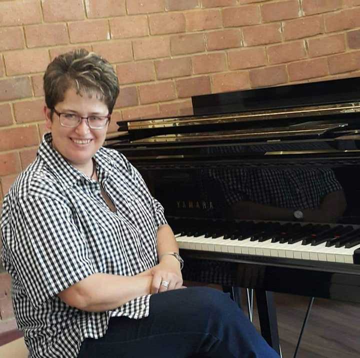 7de Laan cast: A-Z exhaustive list with pictures of actors - Briefly.co.za