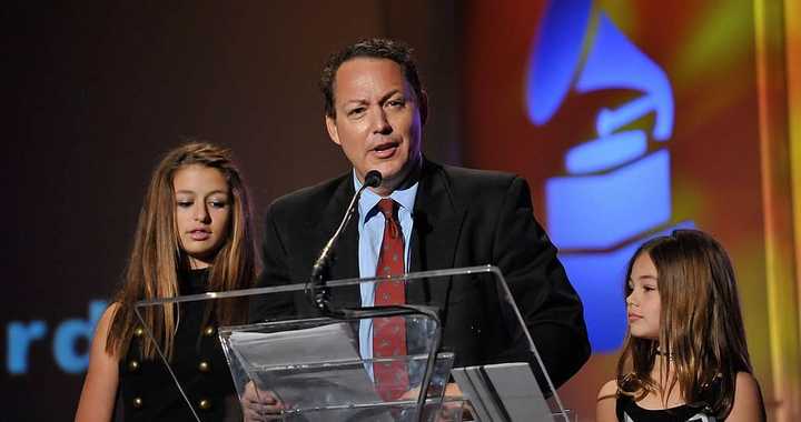 Olivia Darin's biography: A spitting image of Sandra Dee's ...