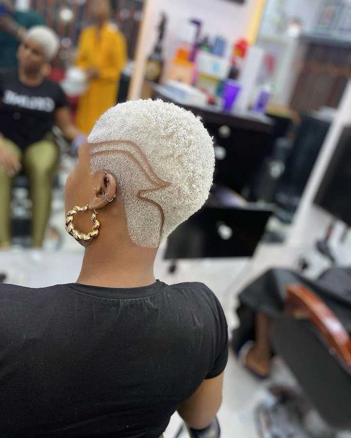 30+ stunning white dye on short African hairstyles - Briefly.co.za