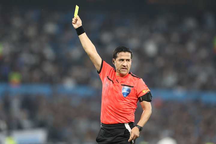 What is a red card in soccer? Rules, significance, consequences ...