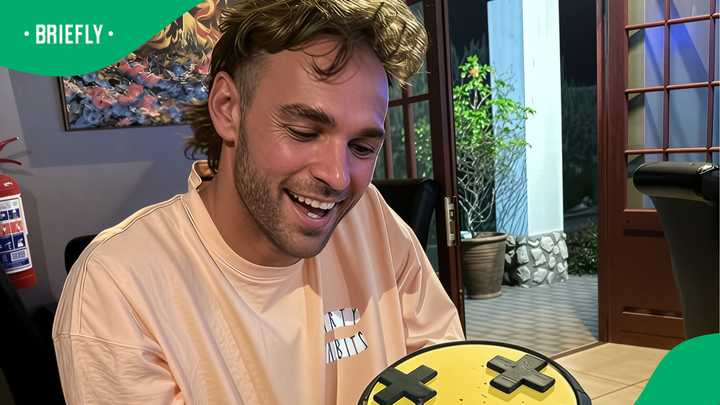 South African Professional Kite Surfer Dies, Body Recovered off Cape ...