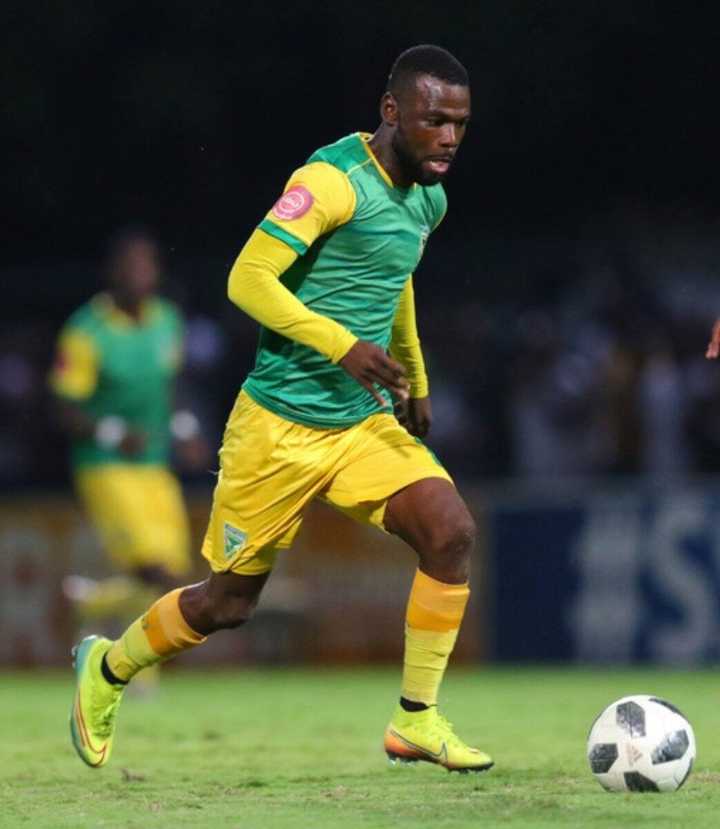Knox Mutizwa bio: age, parents, goals, stats, salary, Golden Arrows ...