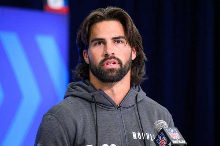 Sam Hartman's age, height, weight, and career: The NFL star's bio ...