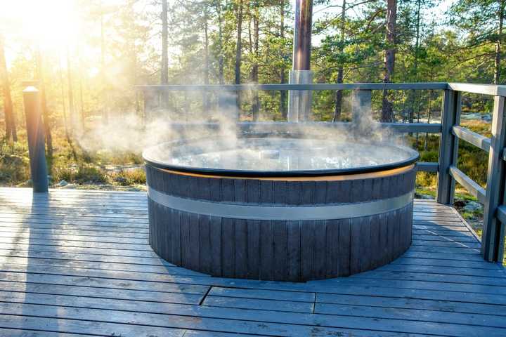 What is the price of a jacuzzi in South Africa in 2024? - Briefly.co.za