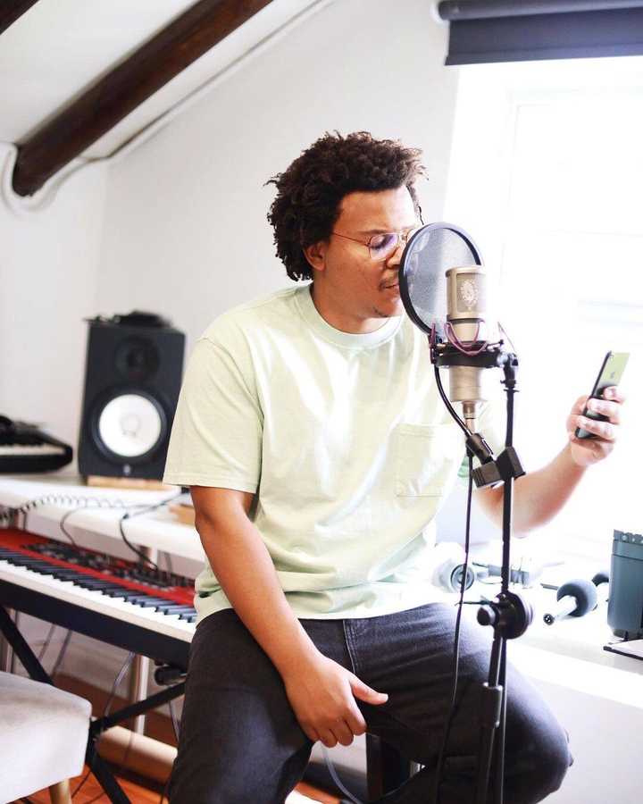 Brenden Praise bio: age, baby, spouse, Idols, songs, nominations ...