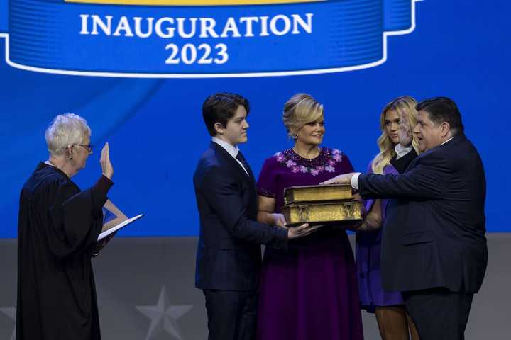 Who is JB Pritzker's wife, Mary Kathryn Muenster? Her bio and facts ...