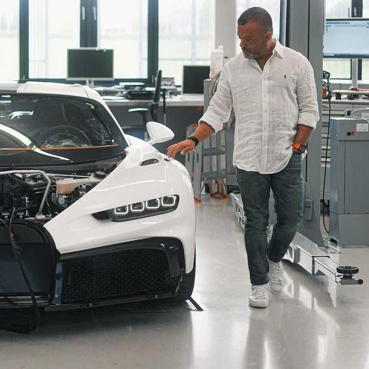 Adam Weitsman's net worth, age, children, wife, house, cars, crypto ...