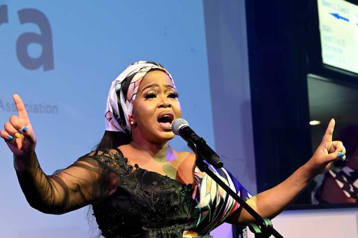 25 best gospel artists and singers ever that impact the world - Briefly ...