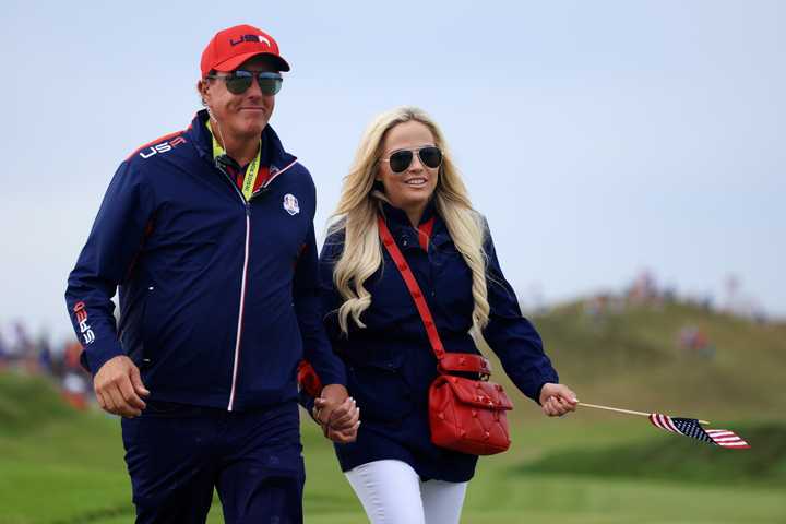 Who is Amy Mickelson? Everything to know about Phil Mickelson’s wife ...