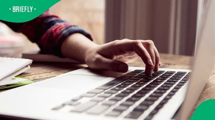 Con Court Rules Prisoners Have Right to Use Personal Computers in Cells ...