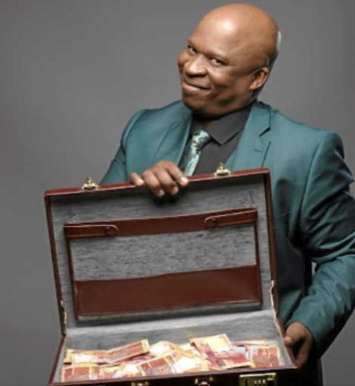 Desmond Dube biography: age, wife, parents, family, songs and net worth ...