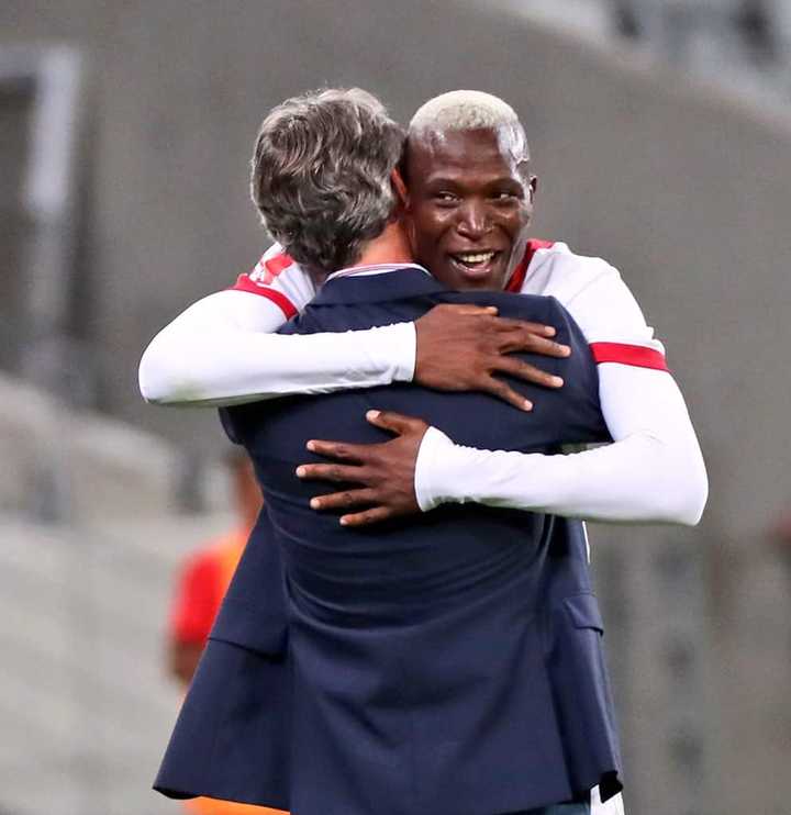 Tendai Ndoro: age, twin, family, health, current team, stats, salary ...