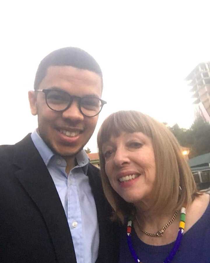 Sizwe Mpofu-Walsh age, children, wife, wedding, parents, education ...