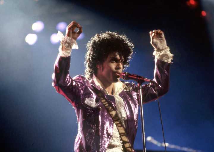 What was Prince's height? Everything you need to know about his body ...