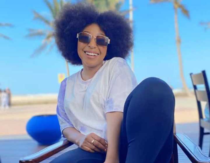 Rorisang Thandekiso bio: age, baby, wife, hospitalized, body, Metro FM ...