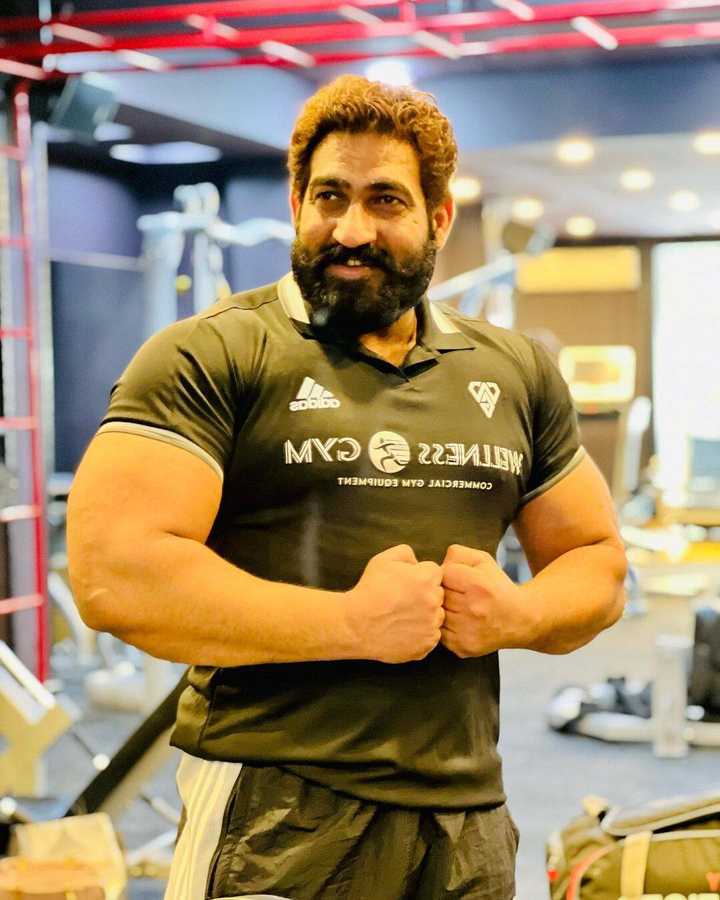 Who is Bobby Kataria? Age, wife, TikTok, house, income, profiles, net ...