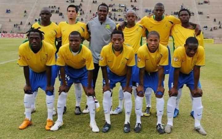 Mbulelo Mabizela bio: age, family, teams played, salary, broke, cars ...